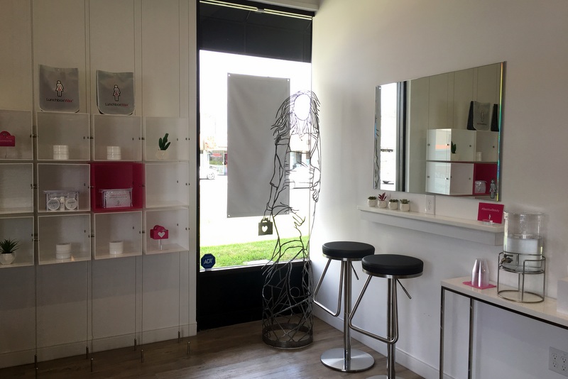 A Visit to LunchboxWax - LA Explorer