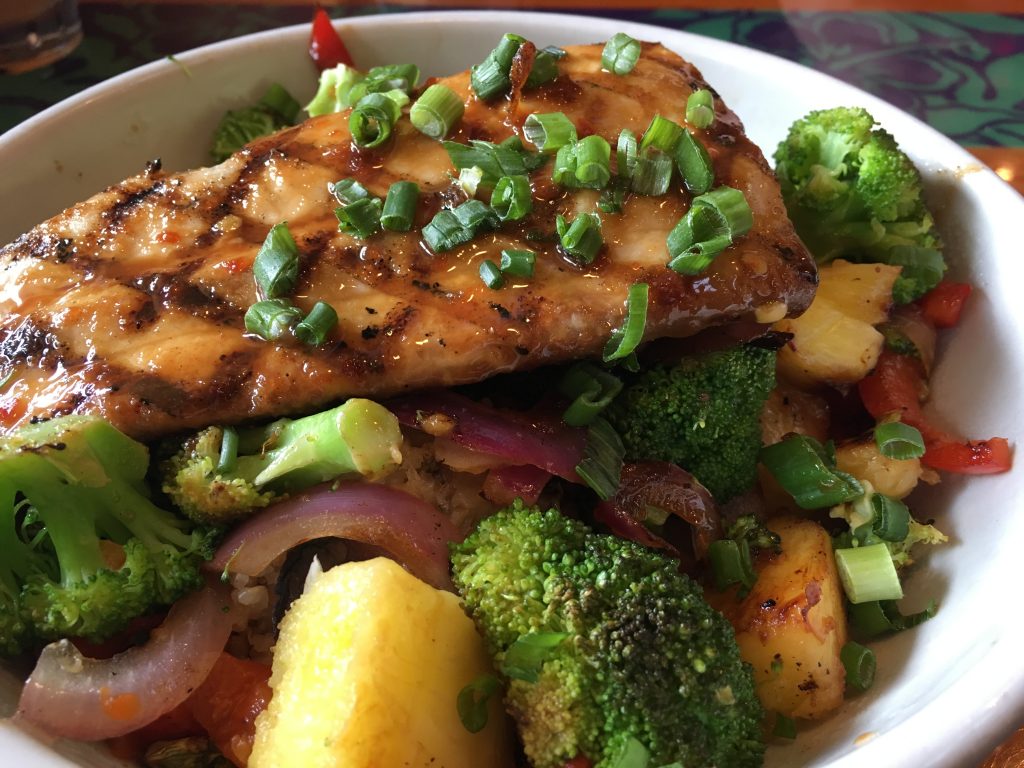 Sampling the Pineapple Pairing Menu at Islands - LA Explorer